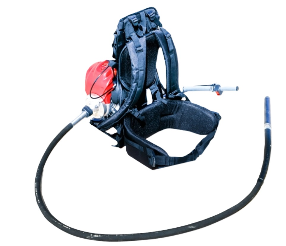 Wibrator spalinowy plecakowy do betonu zestaw ENAR BACKPACK buława 40mm wałek 3m | OBRÓBKA I ...